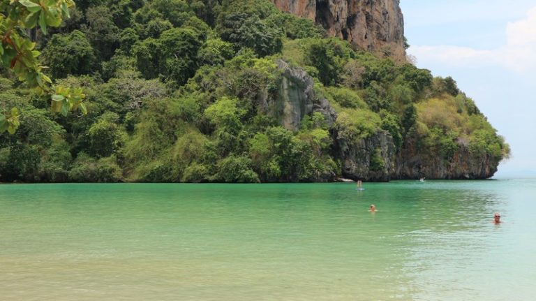 Railay beach: viewpoints and what to explore - While You Stay Home