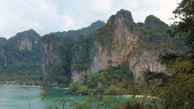 Railay beach: viewpoints and what to explore - While You Stay Home
