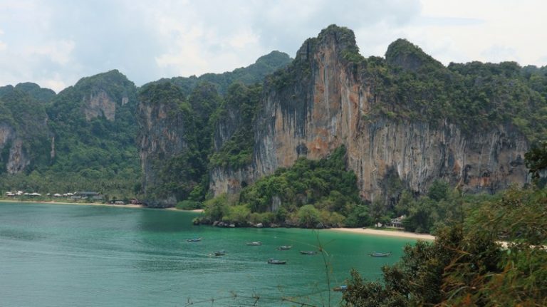 Railay beach: viewpoints and what to explore - While You Stay Home