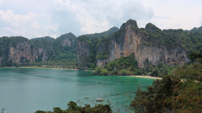 Railay beach: viewpoints and what to explore - While You Stay Home