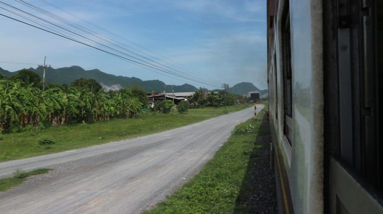 Beautiful train rides in Thailand: Bangkok to Kanchanaburi, River Kwai ...