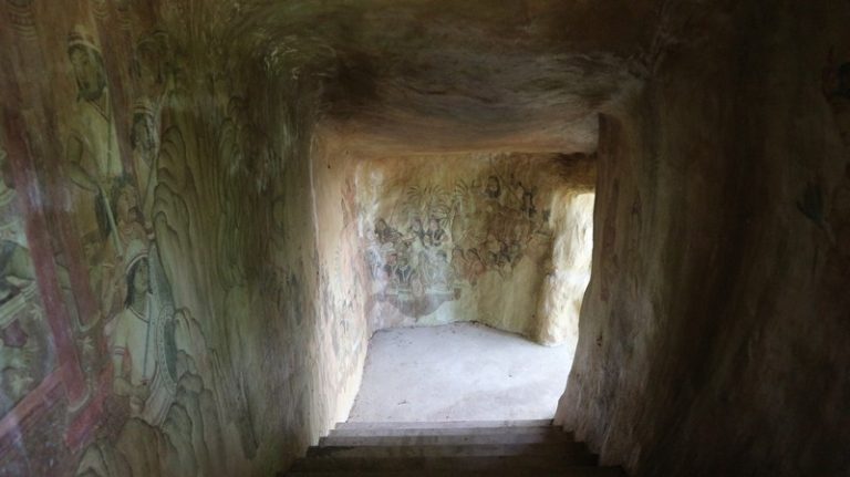 Ancient city Samut Prakan, a wonderful place near Bangkok - While You ...