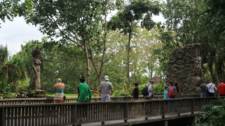 Ubud: exploring the city center - While You Stay Home