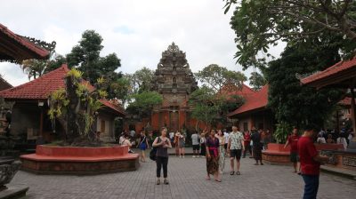 Ubud: exploring the city center - While You Stay Home