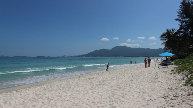 Reaching Doc Let Beach in Nha Trang by public bus - While You Stay Home